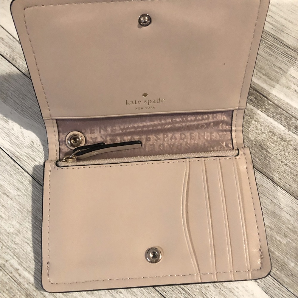 Kate Spade Small Bi-Fold Wallet - Gem